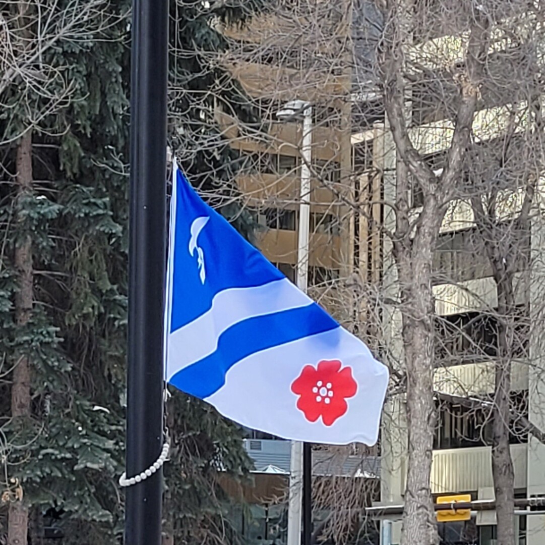 Les drapeaux de la francophonie de l’Ouest canadien