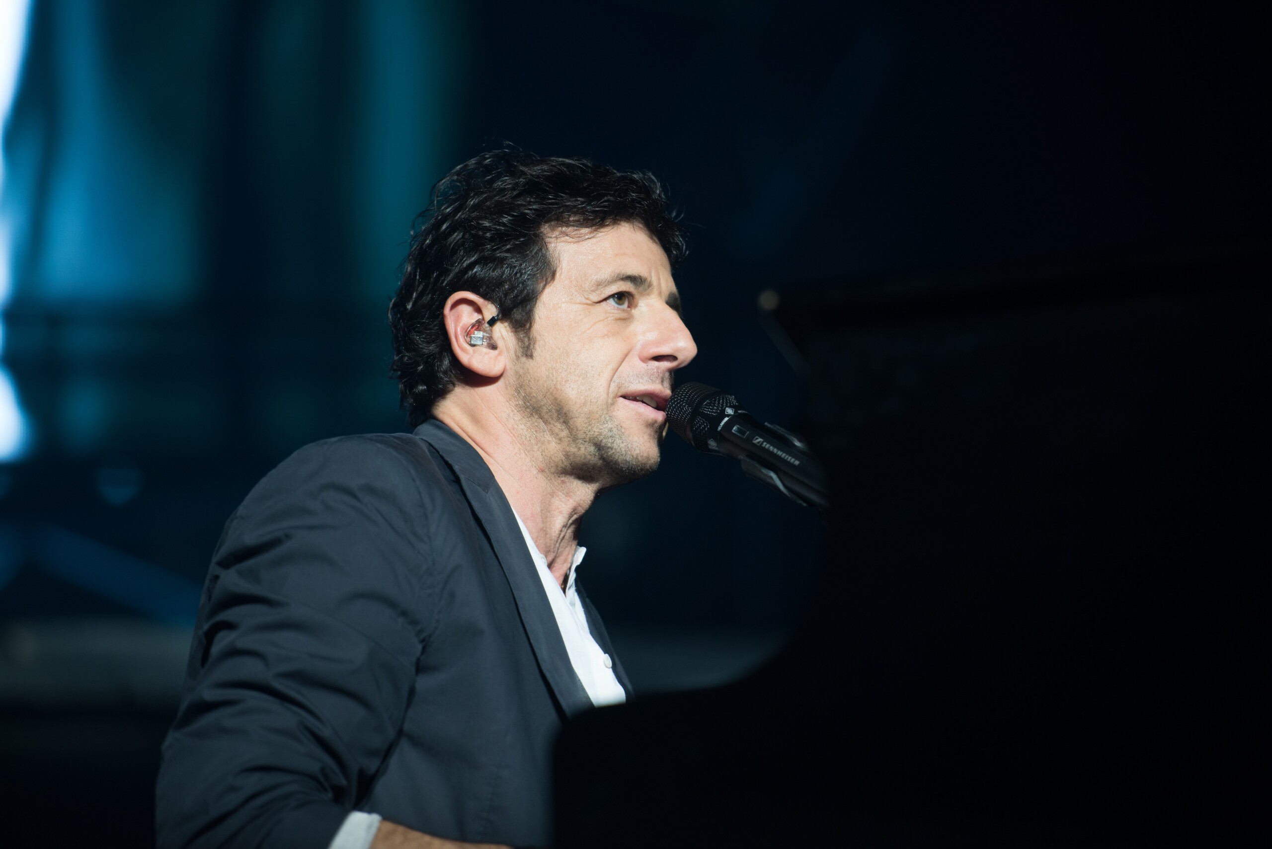 Le chanteur Patrick Bruel arrêté