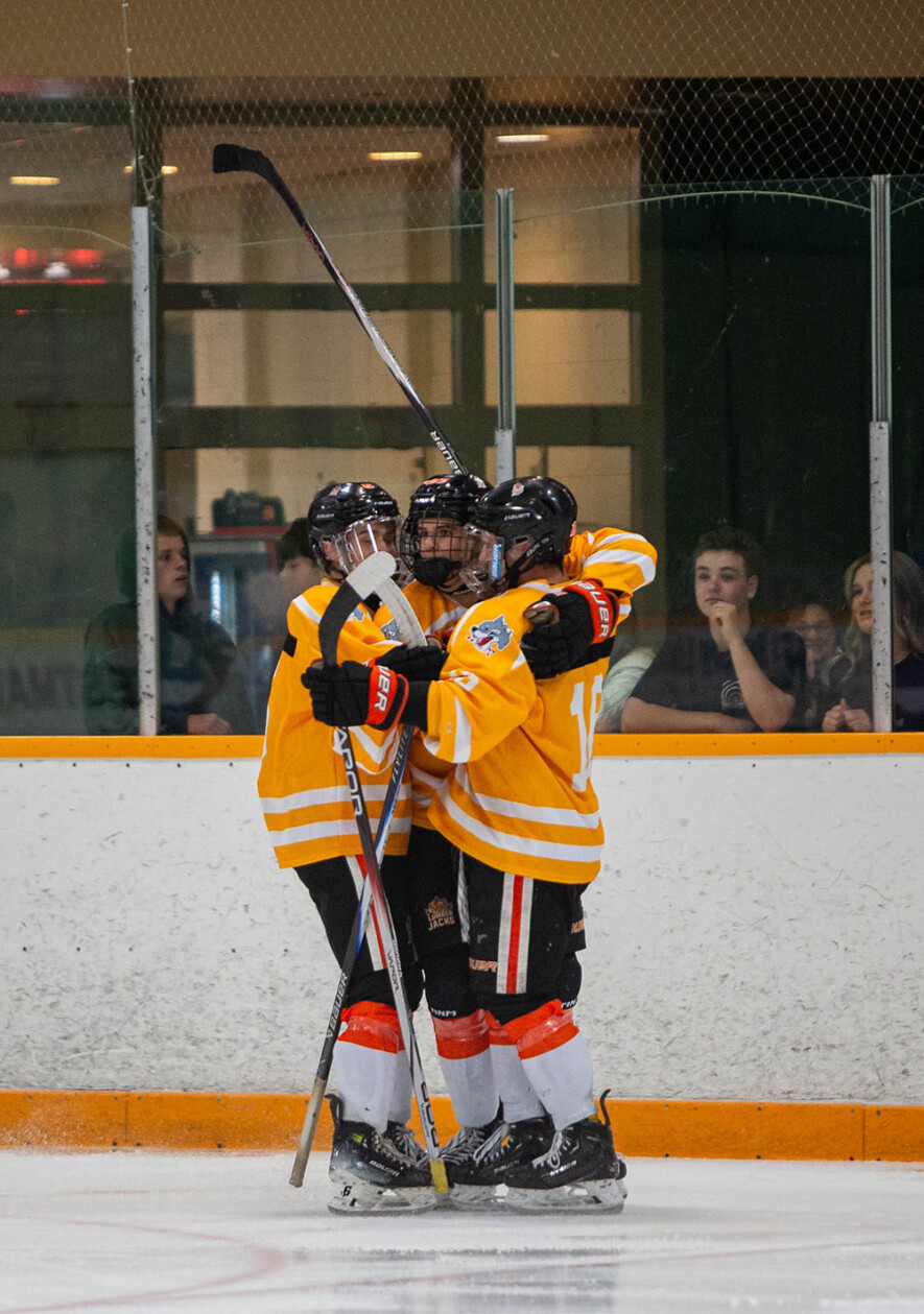 Commencer la saison 2025-2026 du bon pied : victoire de 6 à 5 des ...