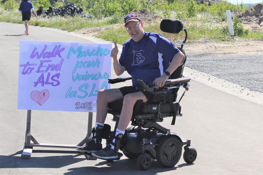 Robert Mayer marche contre la SLA