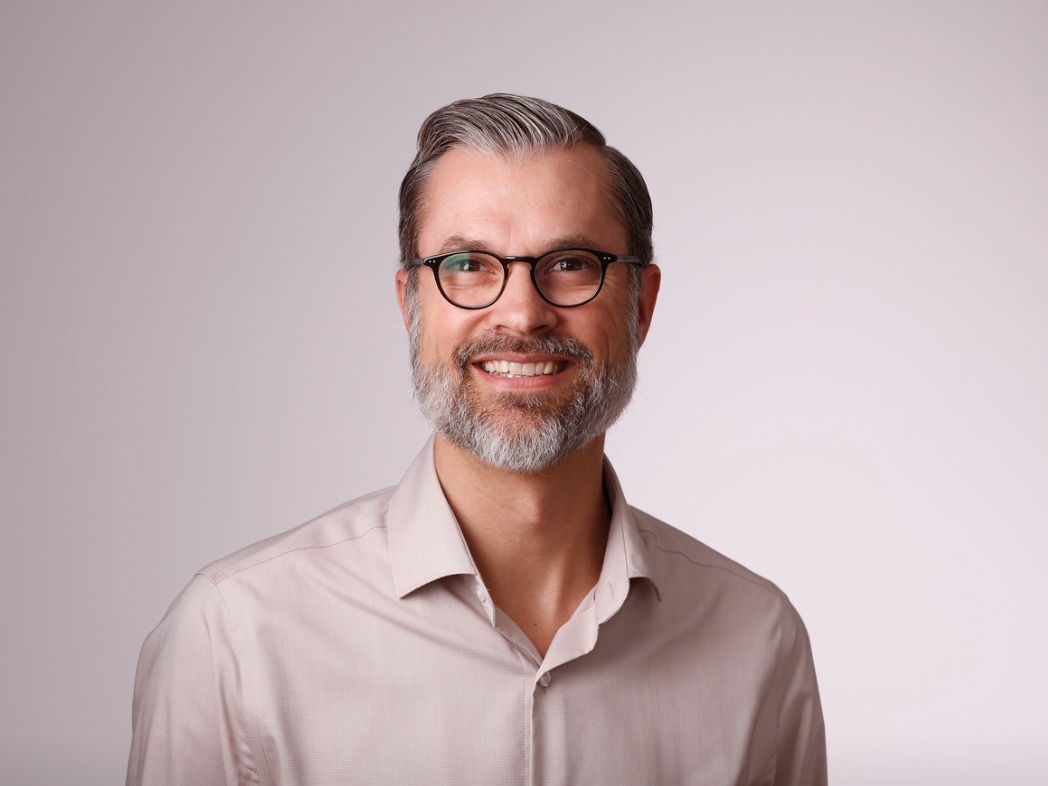 Les journaux francophones après un an de blocage de Meta